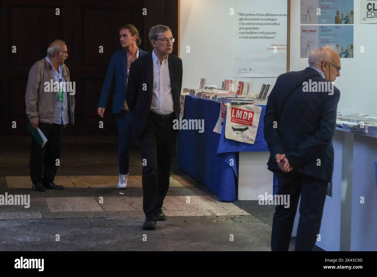 Ferit Orhan Pamuk One of Turkey's greatest contemporary novelists ...