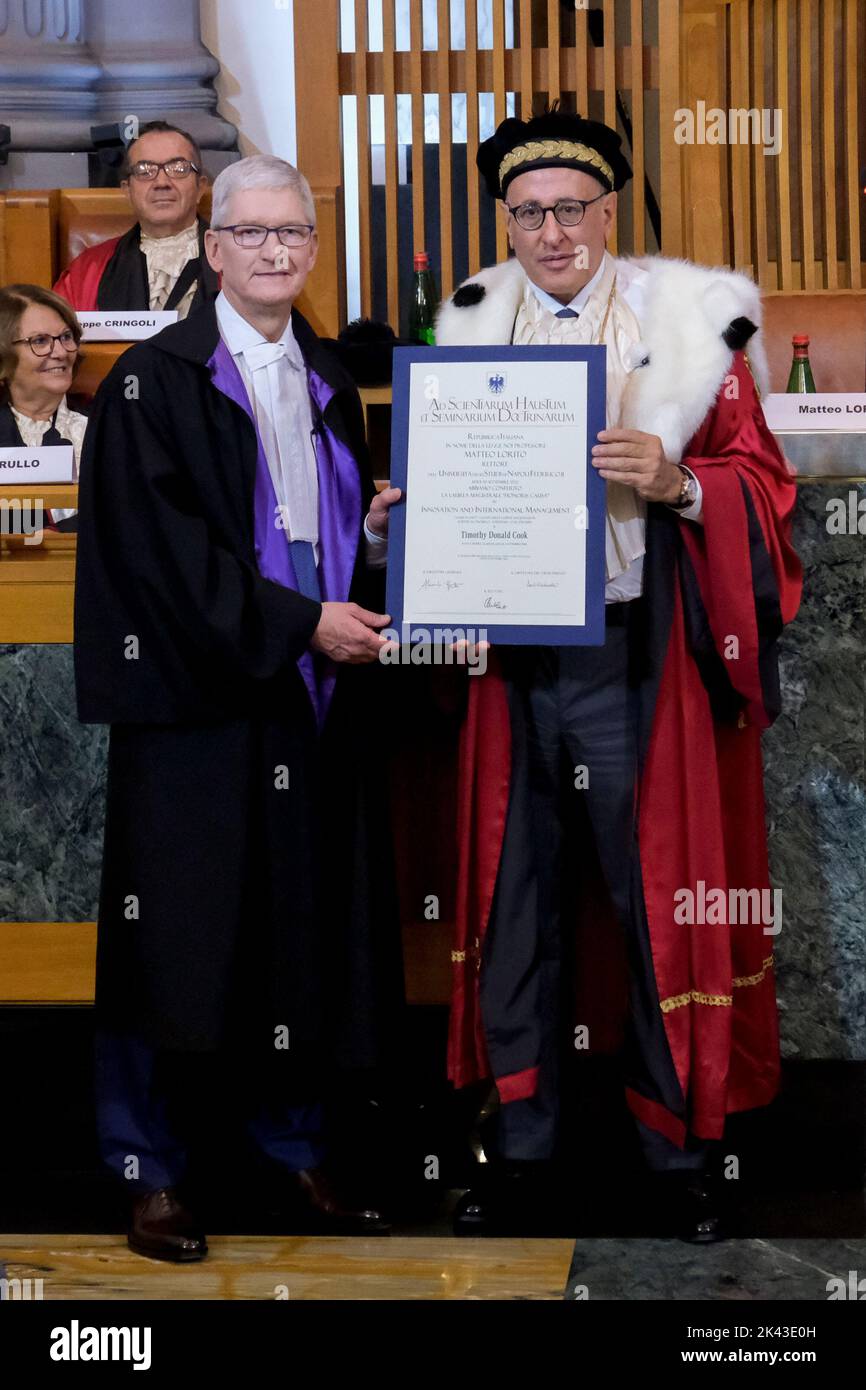 Tim Cook in Naples to receive honorary degree in Innovation and ...