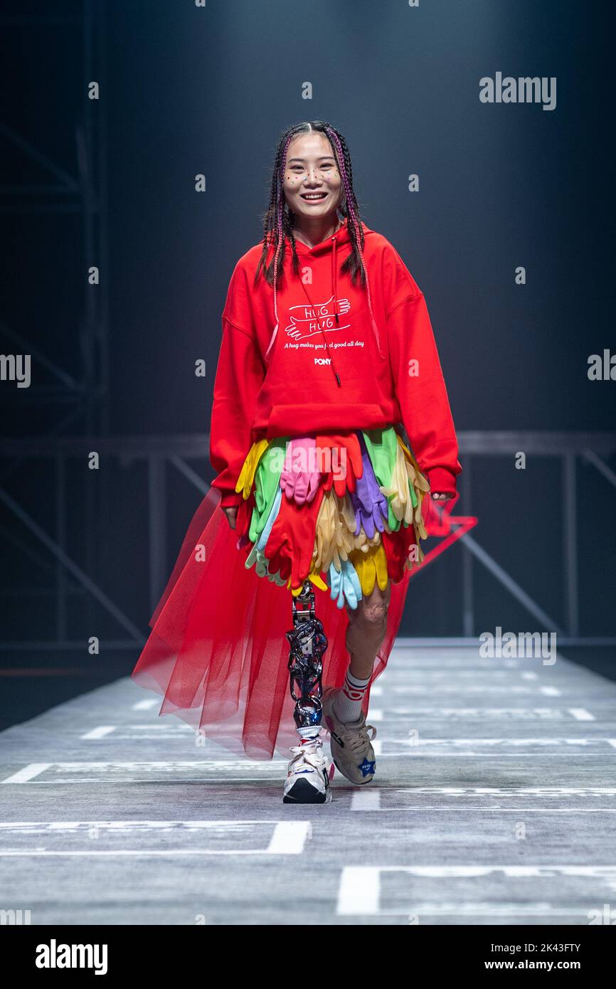 SHANGHAI, CHINA - SEPTEMBER 29, 2022 - Niu Yu, a Wenchuan earthquake ...