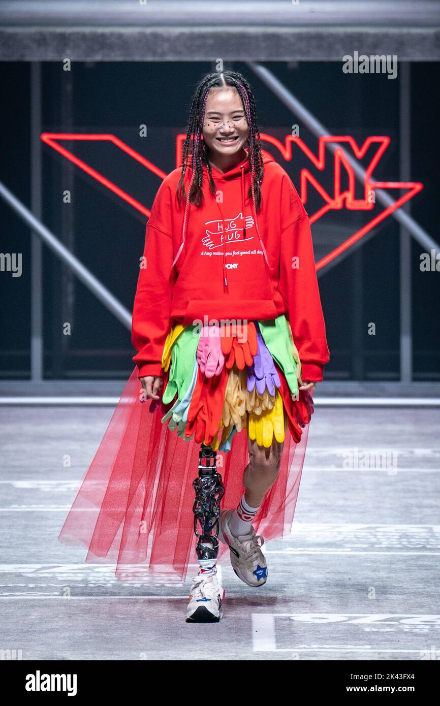 SHANGHAI, CHINA - SEPTEMBER 29, 2022 - Niu Yu, a Wenchuan earthquake ...