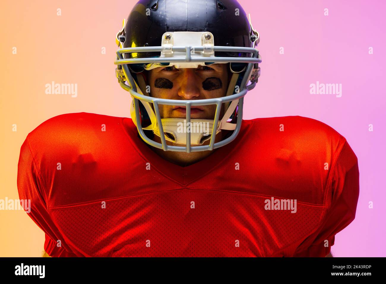 Wearing yellow helmet hi-res stock photography and images - Alamy