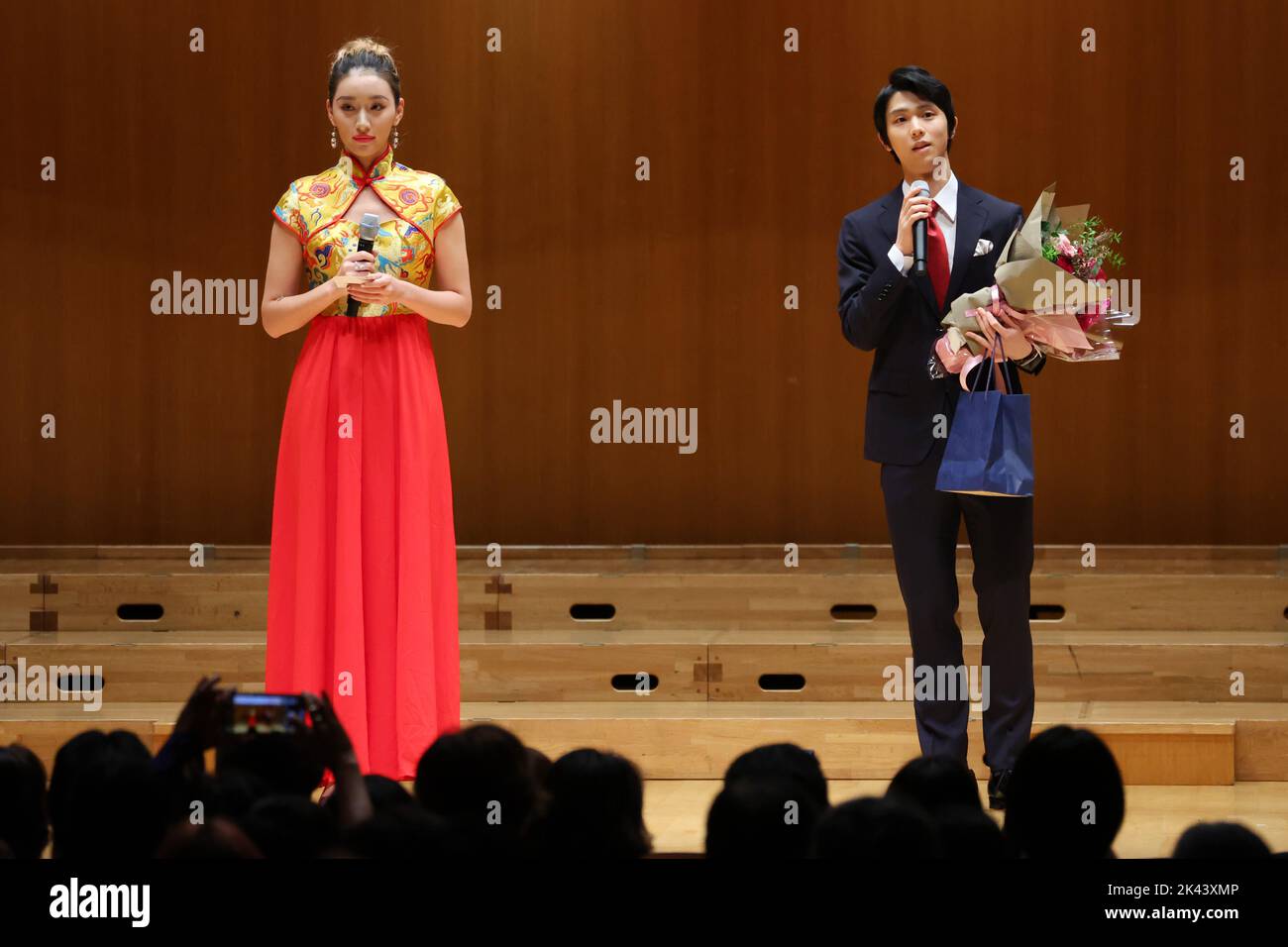 (L to R) Zhang Hina, Yuzuru Hanyu, SEPTEMBER 29, 2022 : Celebrating the ...