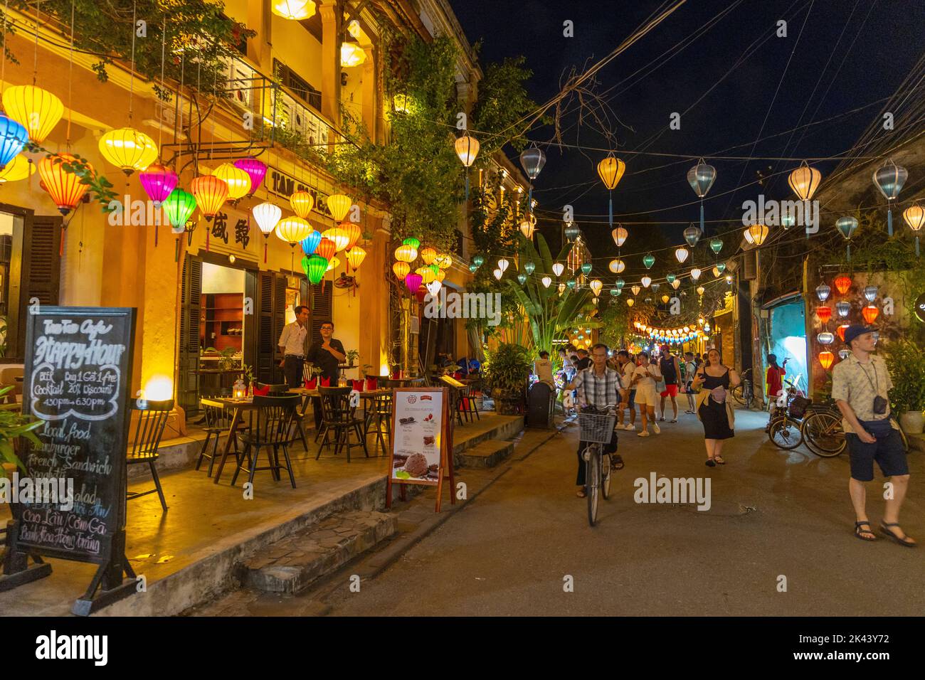 Tran Phu street at night, Full Moon Festival, Hoi An, Quang Nam Province, UNESCO World Heritage ...