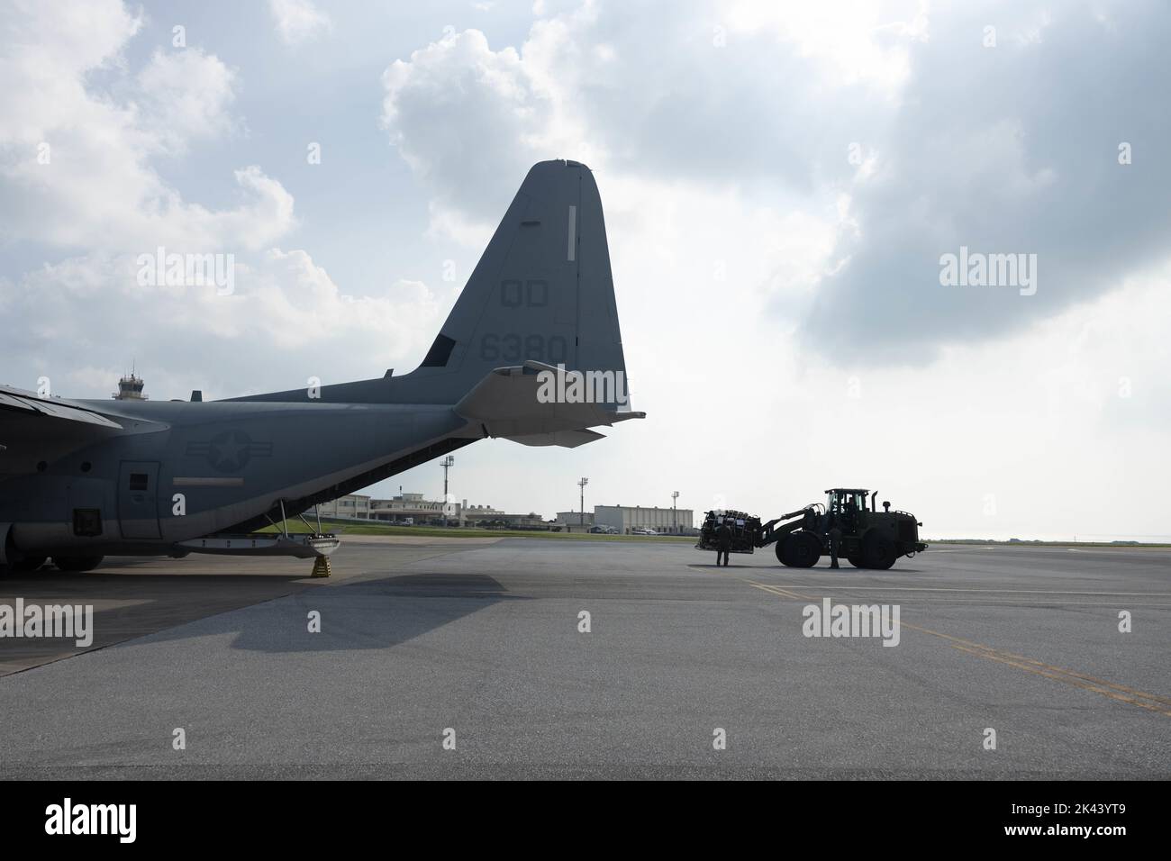 U.S. Marines with Marine Aerial Refueler Transport Squadron 152 and 3d ...
