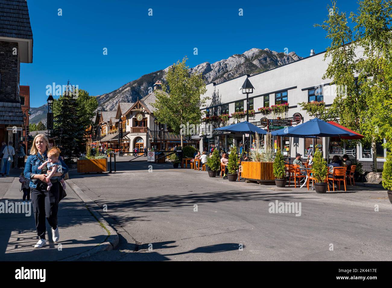 A street scene in the downtown area with people in Banff, Alberta ...