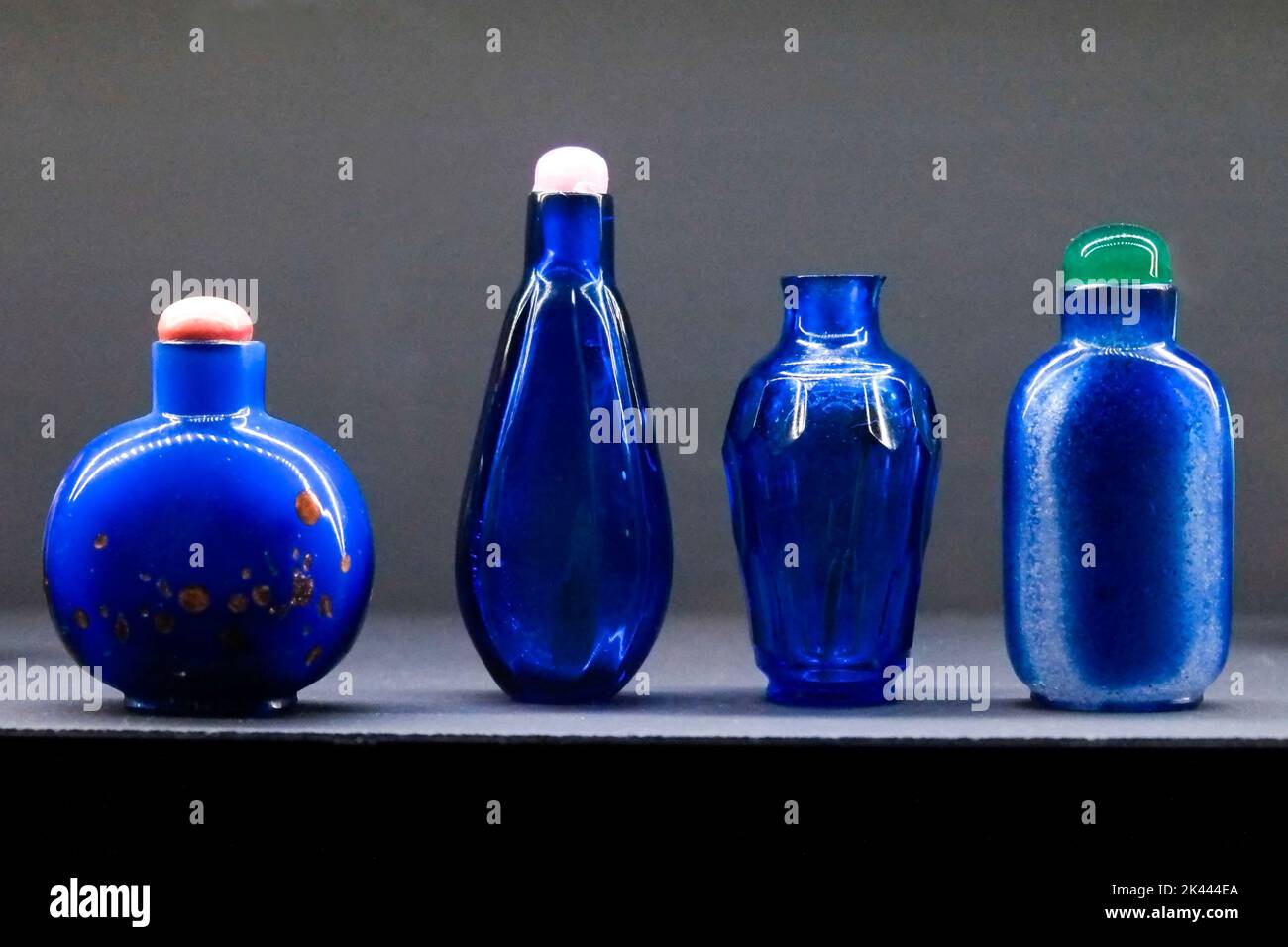 Antique Chinese snuff bottles Stock Photo - Alamy