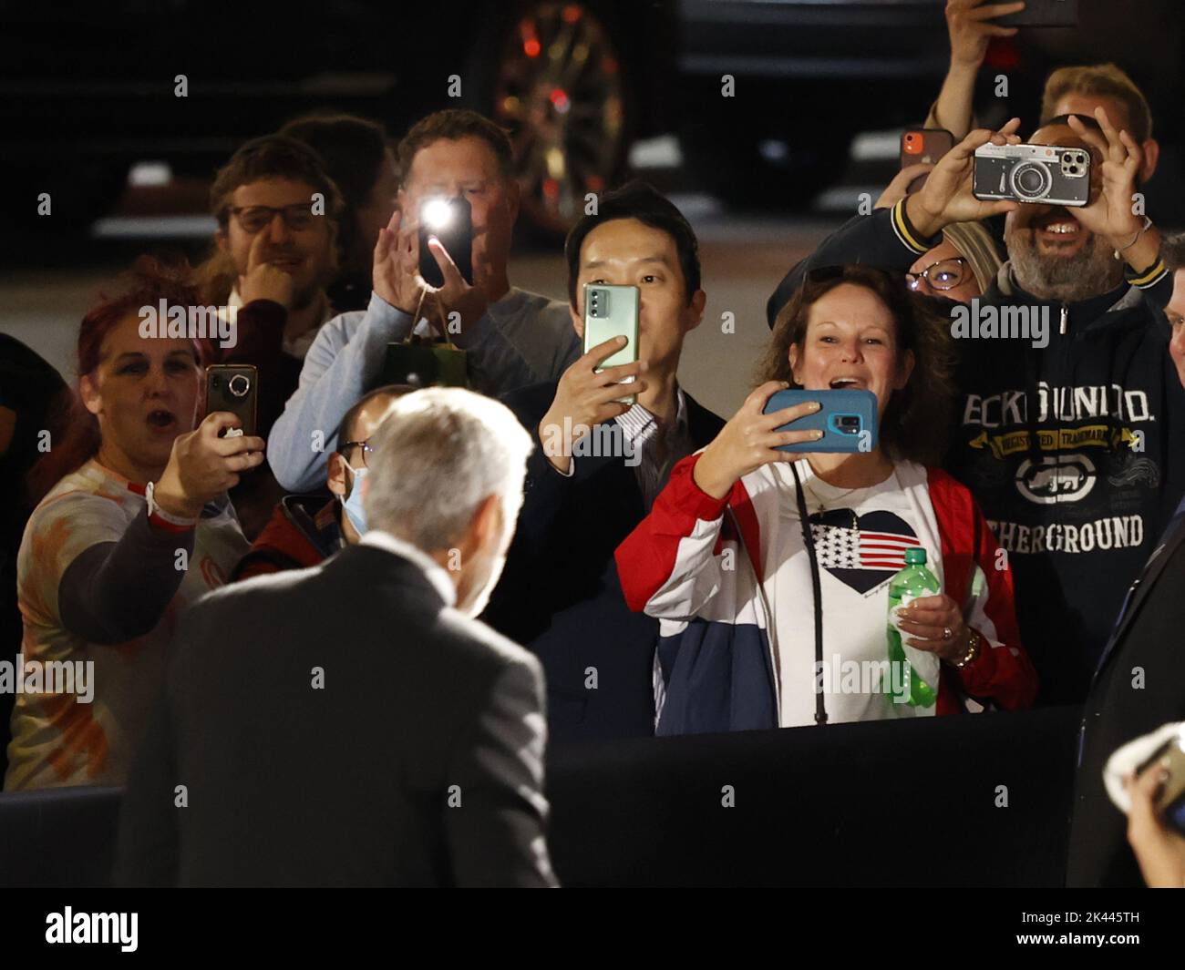 New York, United States. 29th Sep, 2022. George Clooney greets fans on ...