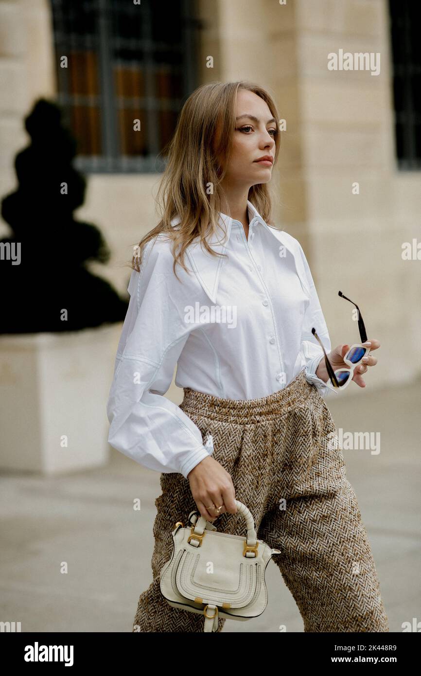 Paris, France, September 29, 2022. Street style, Anouchka Gauthier ...