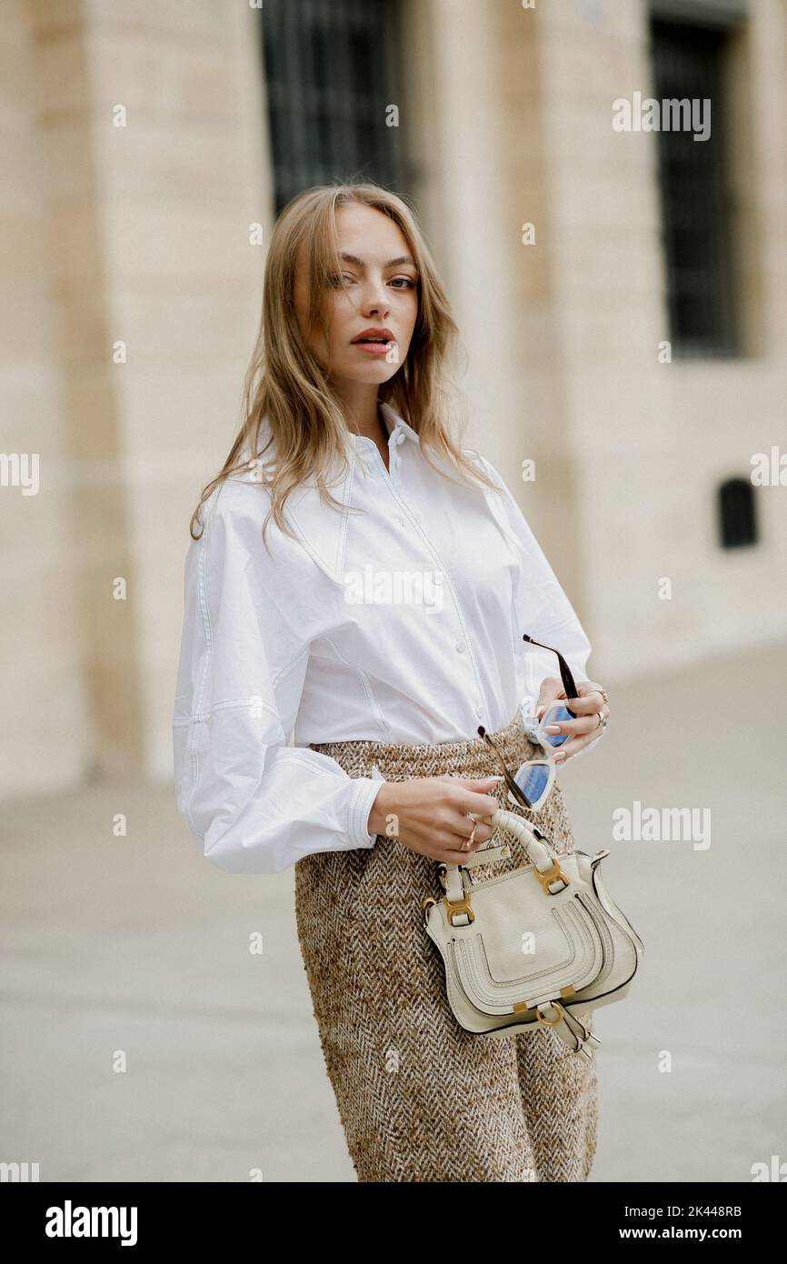 Paris, France, September 29, 2022. Street style, Anouchka Gauthier ...
