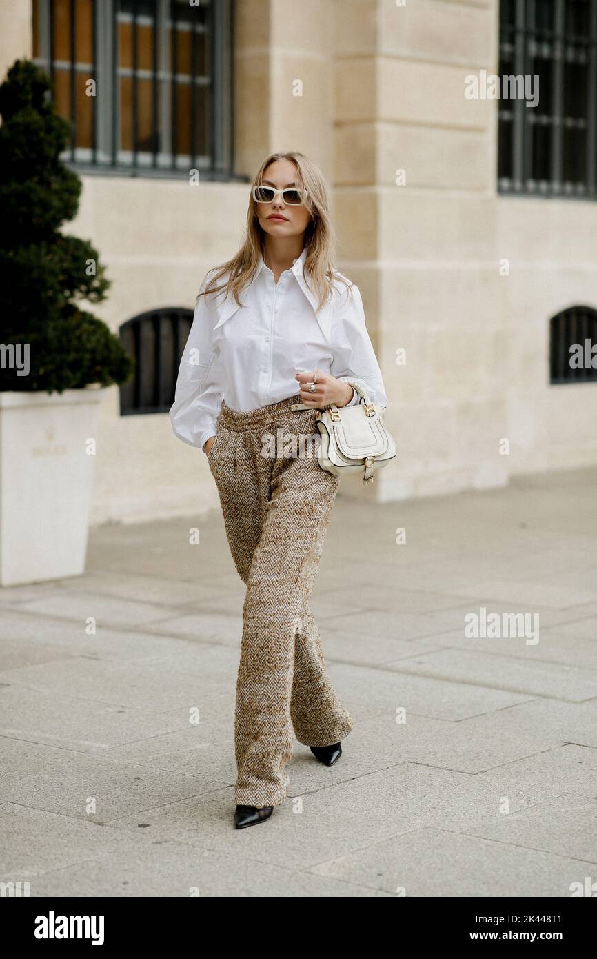 Paris, France, September 29, 2022. Street style, Anouchka Gauthier ...