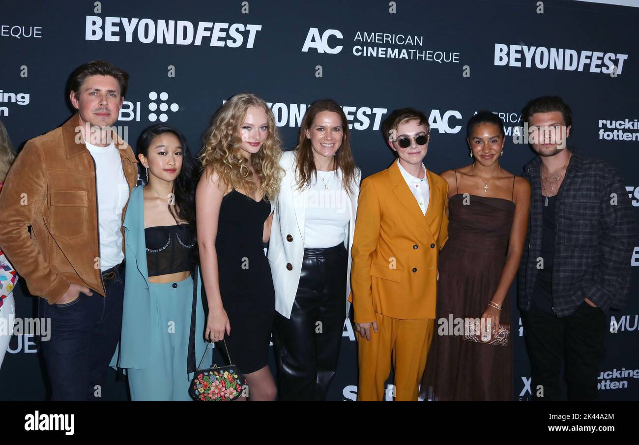 Christopher Lowell, Cathy Ang, Amiah Miller, Julie Rapaport, Elsie ...