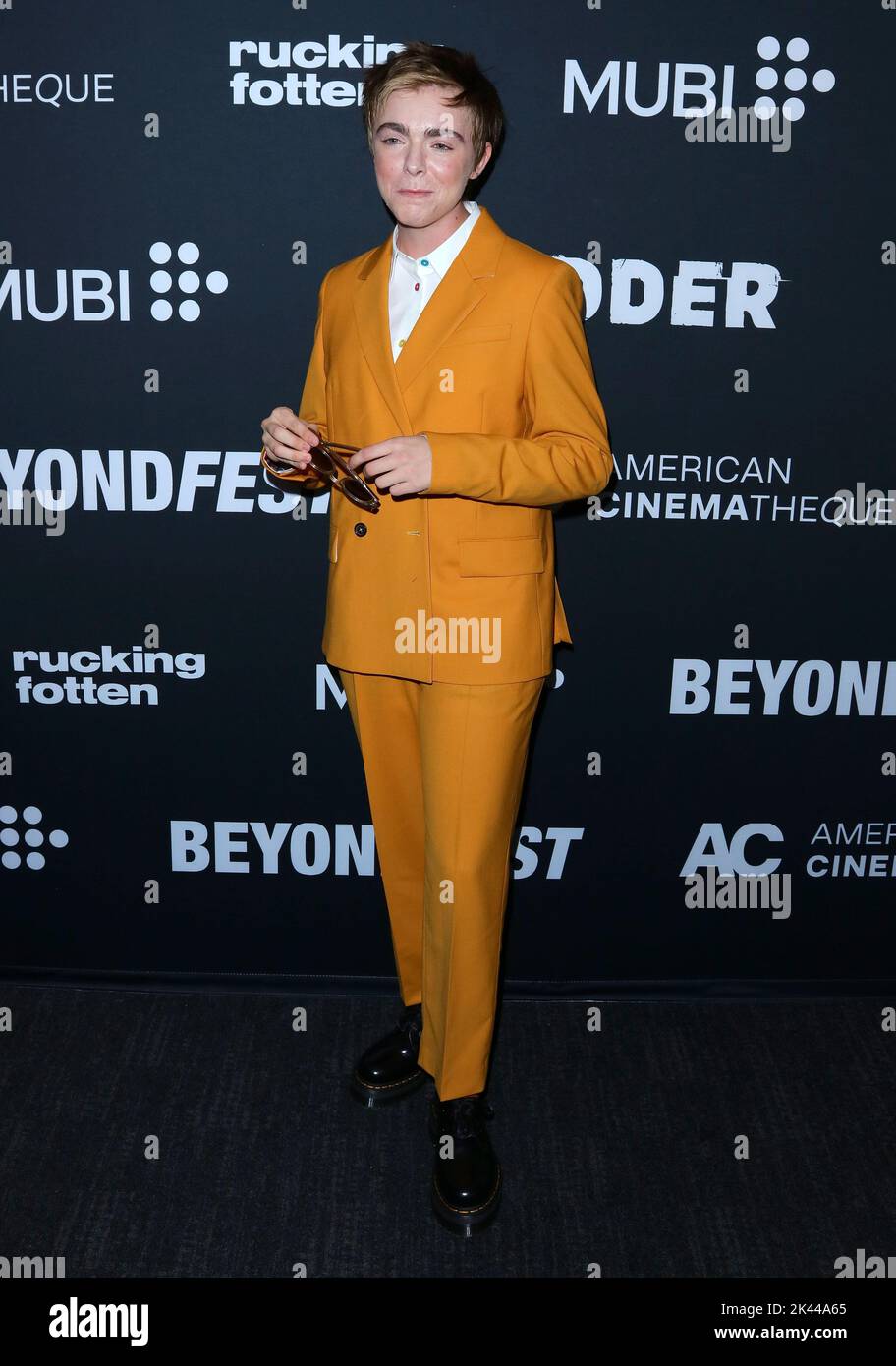 Elsie Fisher arrives at The World Premiere of the MY BEST FRIENDS ...