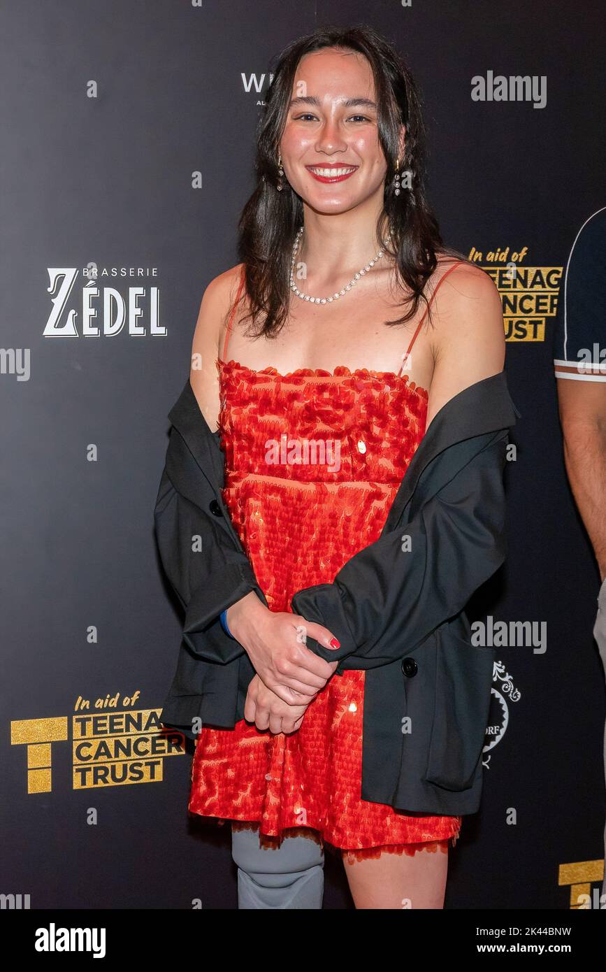 London, UK. 29th Sep, 2022. Alice Tai - Paralympic swimmer poses on the ...