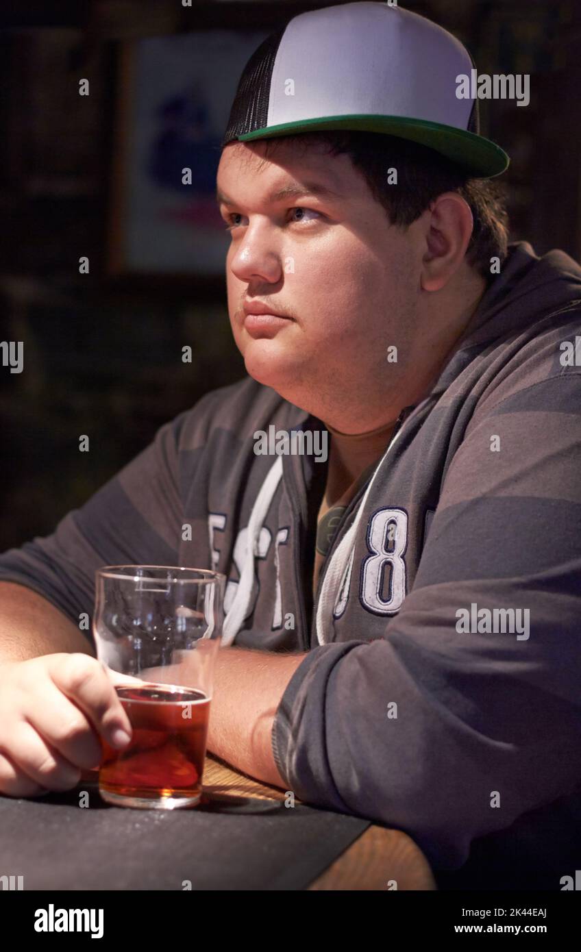 Leaning over counter hi-res stock photography and images - Alamy