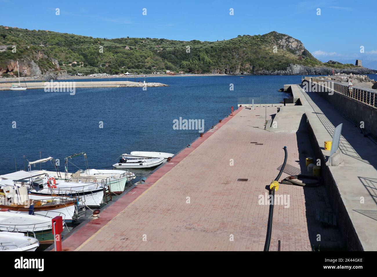 Bandiera della barca hi-res stock photography and images - Alamy