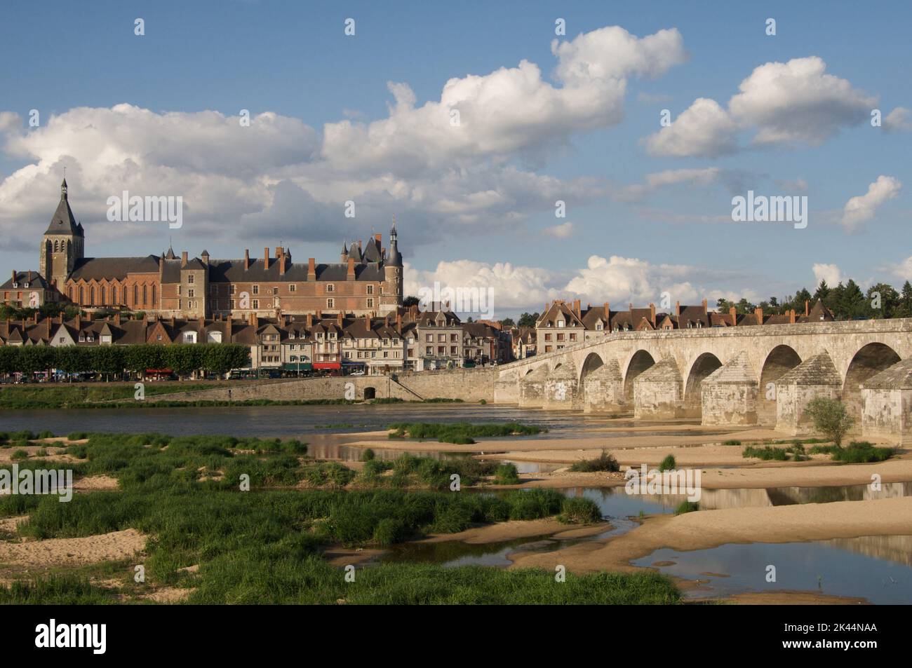 Castle mapping hi-res stock photography and images - Alamy