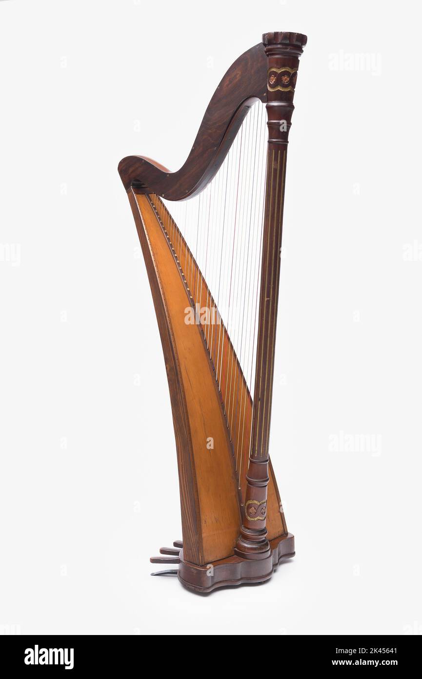 Harp isolated on white background Stock Photo - Alamy