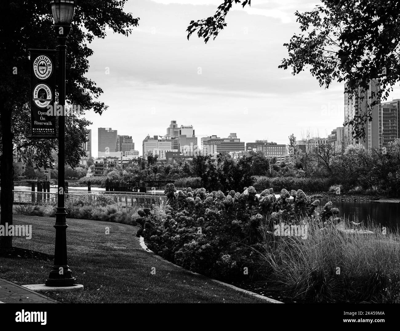 A grayscale of Wilmington Delaware from Riverwalk promenade Stock Photo ...