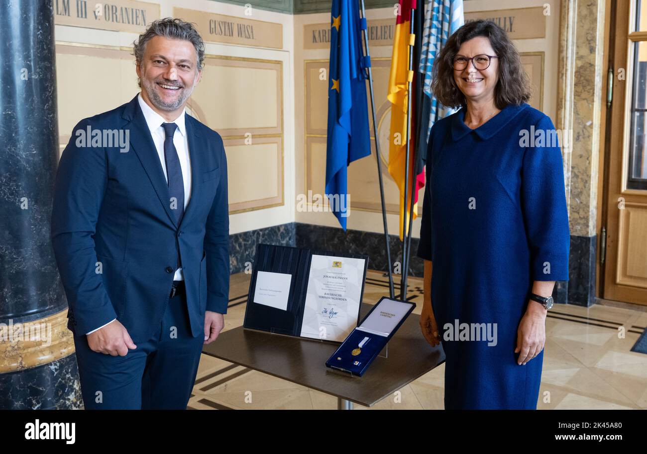 Munich, Germany. 30th Sep, 2022. Ilse Aigner (CSU), President of the ...
