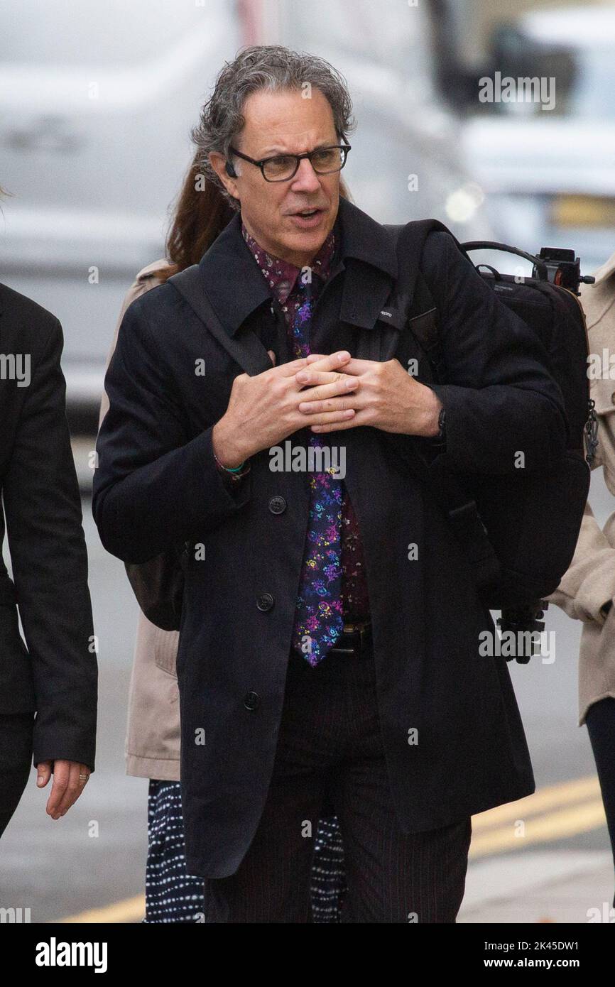 Molly Russell's father Ian Russell arrives at Barnet Coroner's Court ...