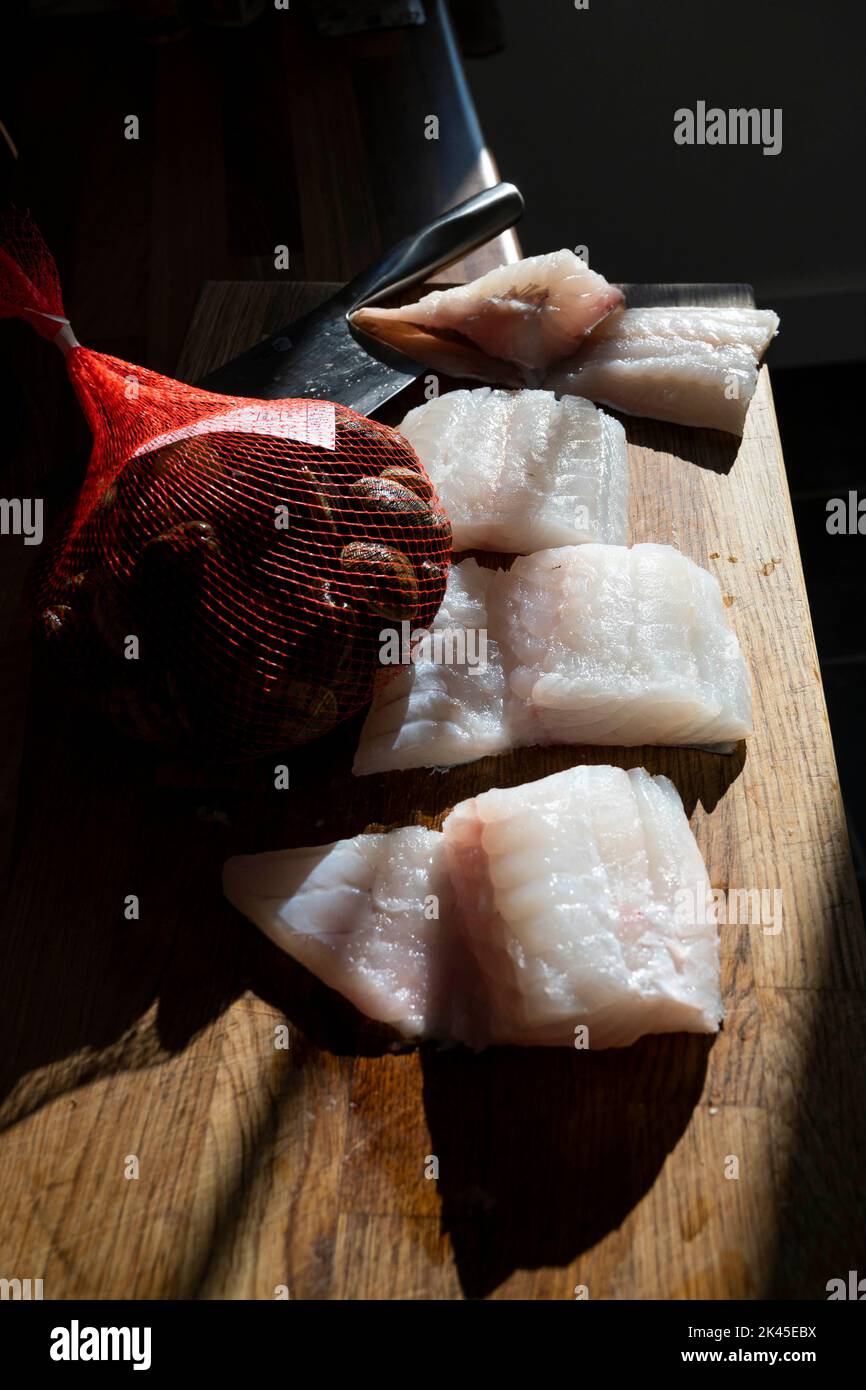 Pinboned fish hi-res stock photography and images - Alamy