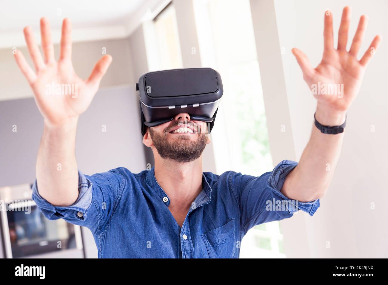 3d virtual reality viewer hi-res stock photography and images - Alamy