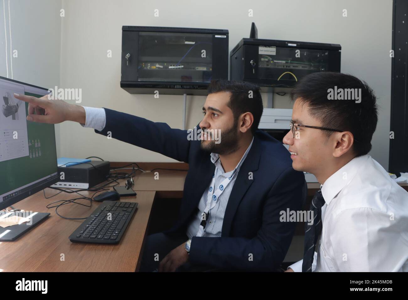 Amman, Shobak wind farm in Jordan. 19th Sep, 2022. Jiang Songwei (R ...