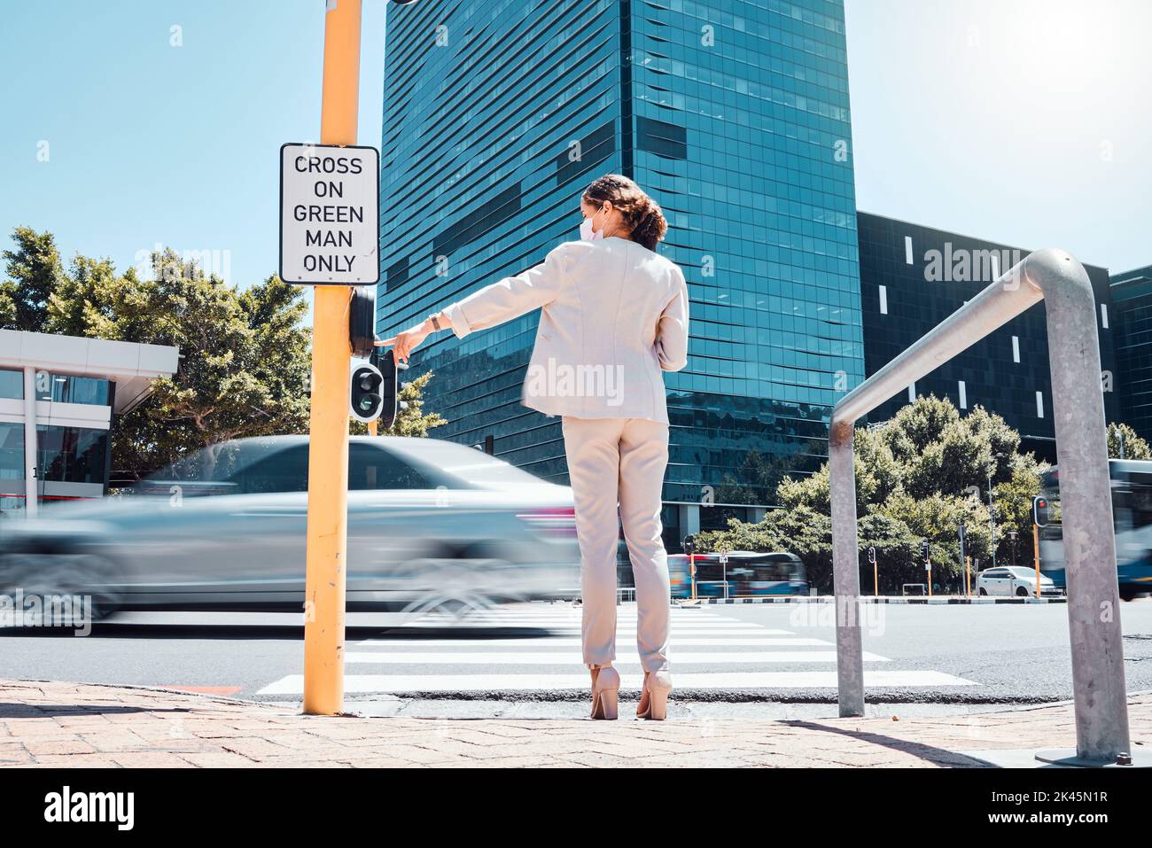 Female woman pedestrian hi-res stock photography and images - Alamy