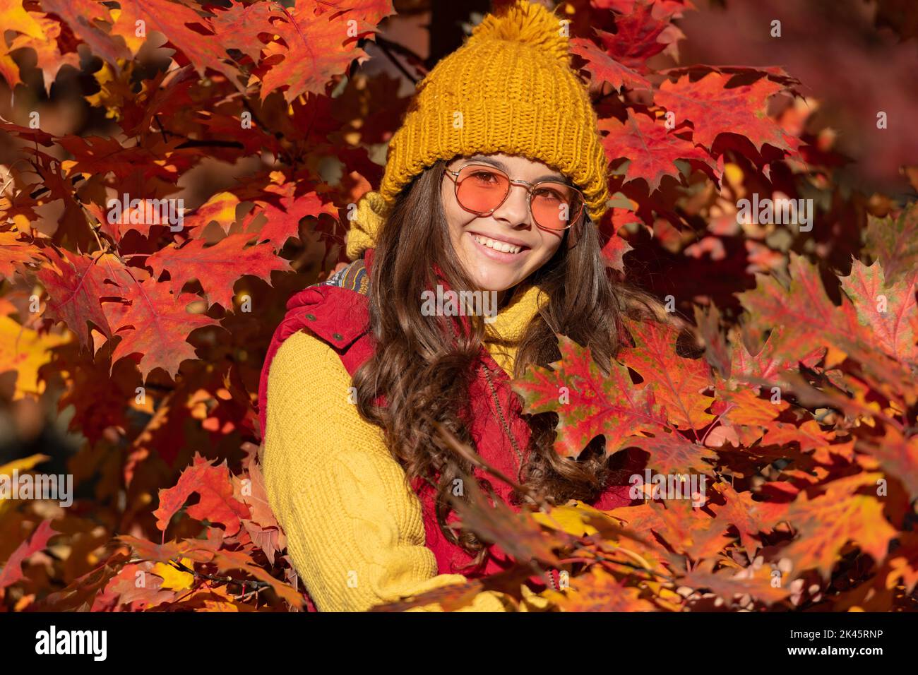 Child girl on autumn fall background, autumn kids face. happy child in ...