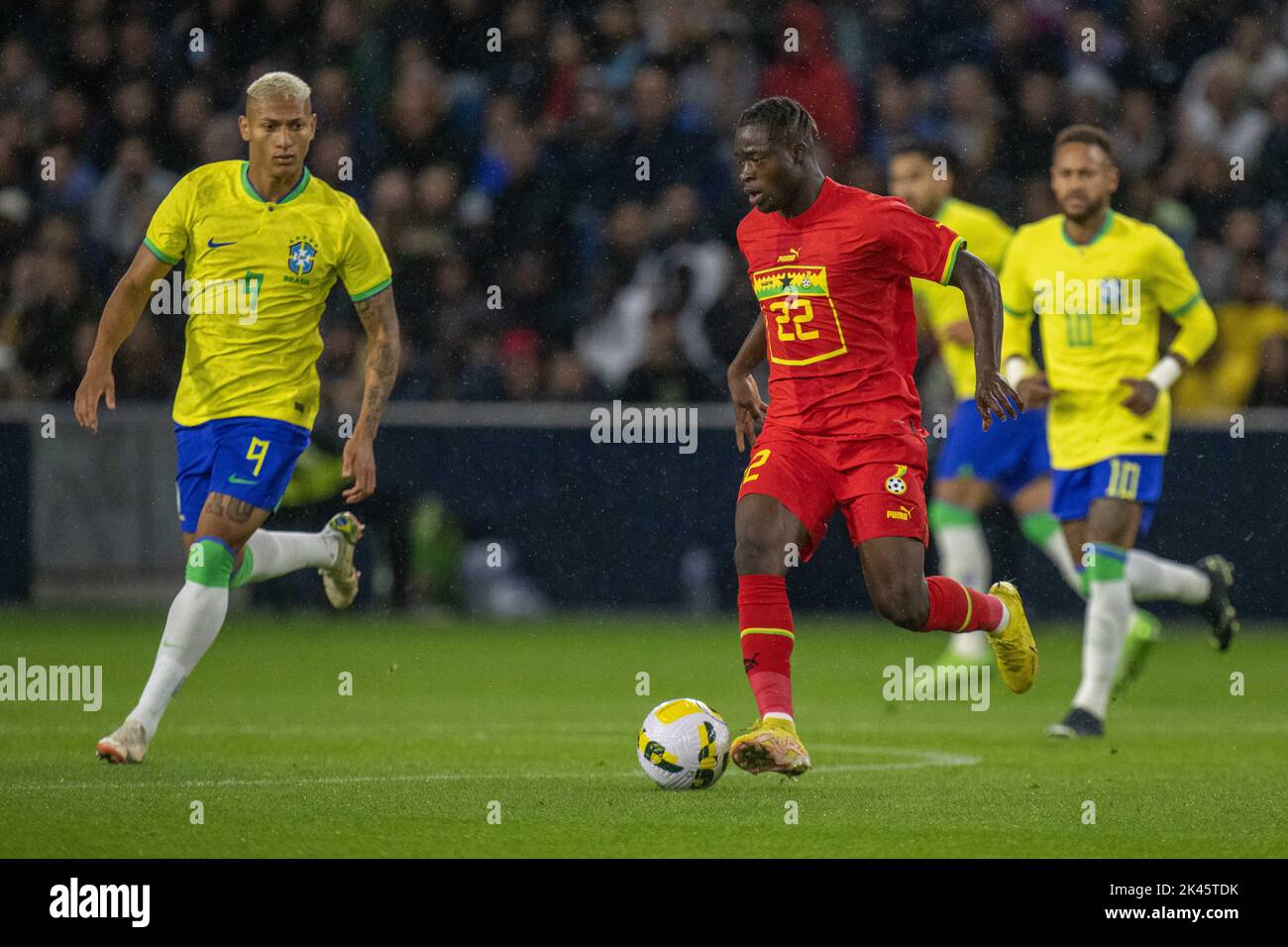 LE HAVRE, FRANCE - SEPTEMBER 23: Richarlison of Brazil and Kamaldeen ...