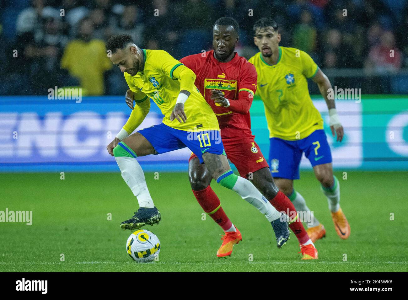 LE HAVRE, FRANCE - SEPTEMBER 23: Neymar, Lucas Paqueta of Brasil and ...