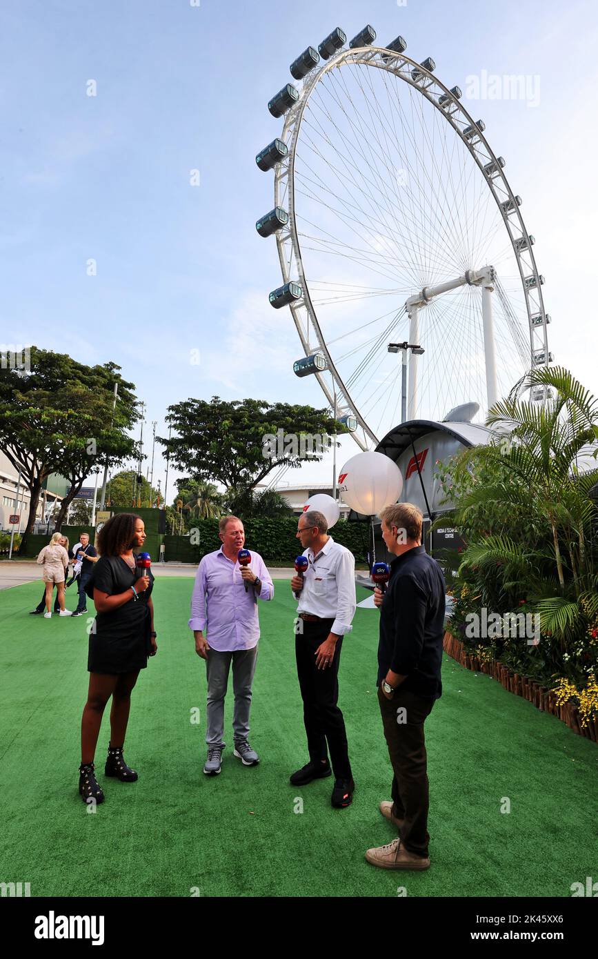 Singapore, 30/09/2022, (L to R): Naomi Schiff (RWA) / (BEL) Sky Sports ...