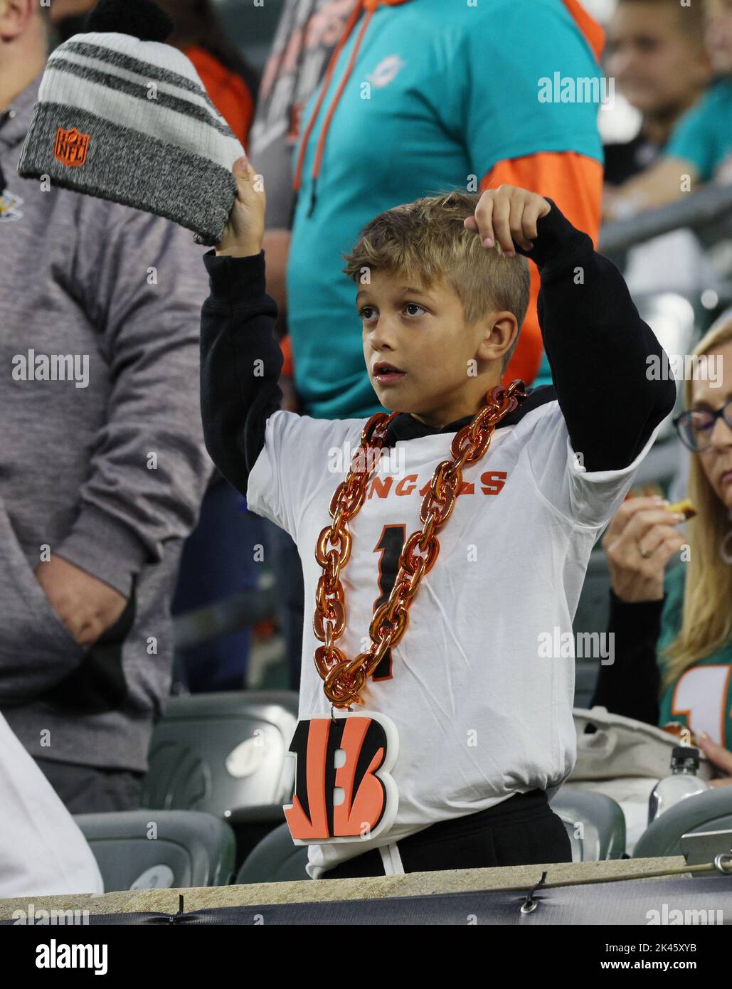 Cincinnati, United States. 29th Sep, 2022. Cincinnati Bengals fans ...