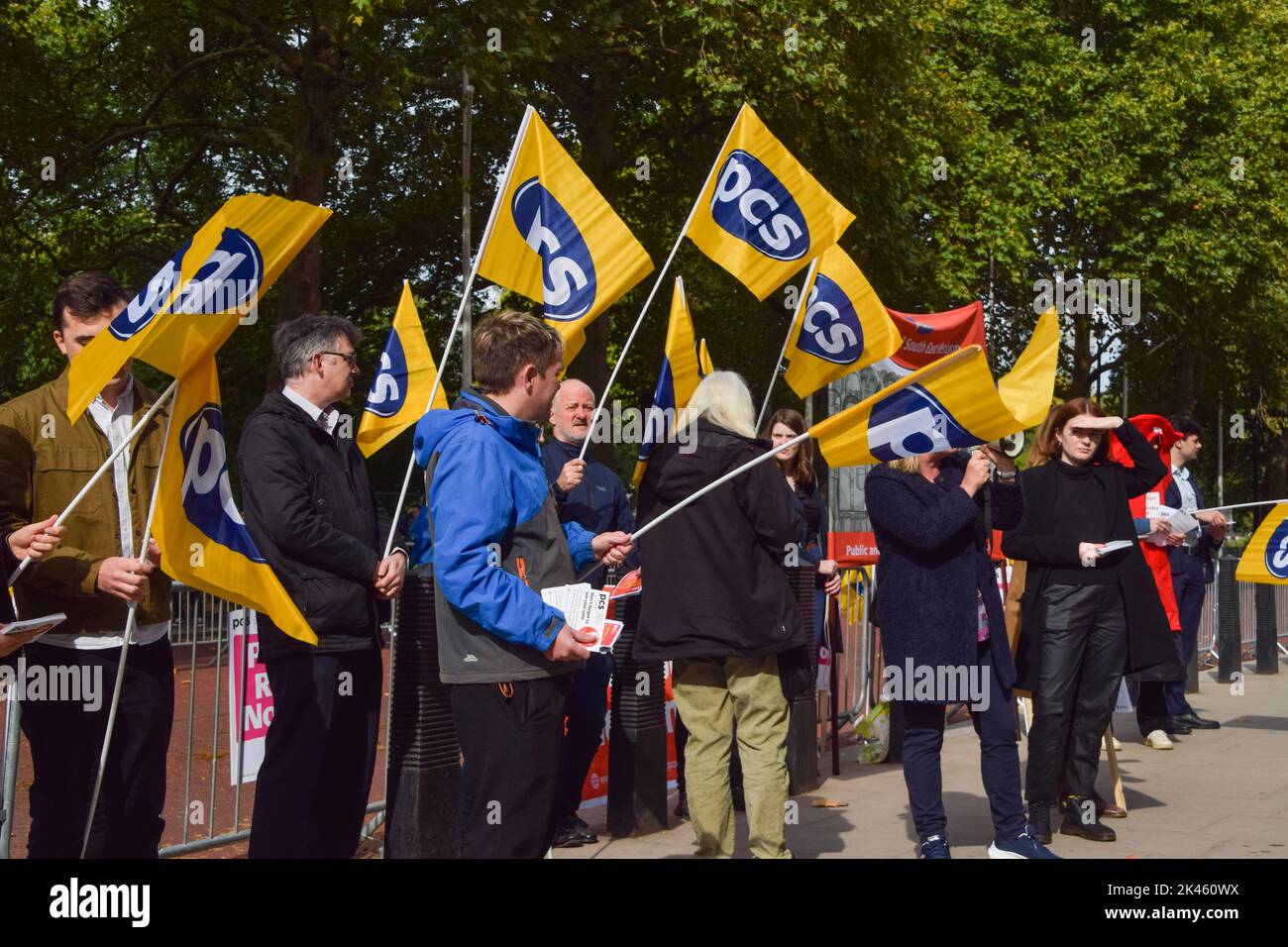 Hm treasury logo hi-res stock photography and images - Alamy