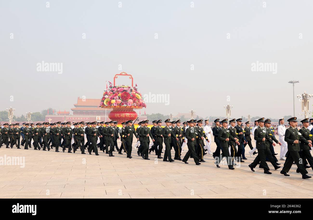 Beijing, China. 30th Sep, 2022. A ceremony offering floral tribute to ...