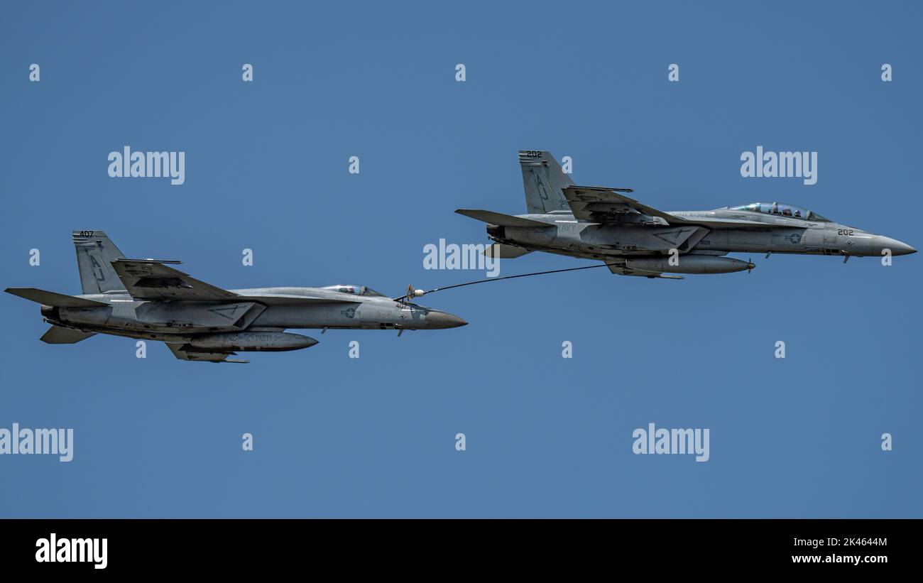 F 18 super hornet top gun hi-res stock photography and images - Alamy