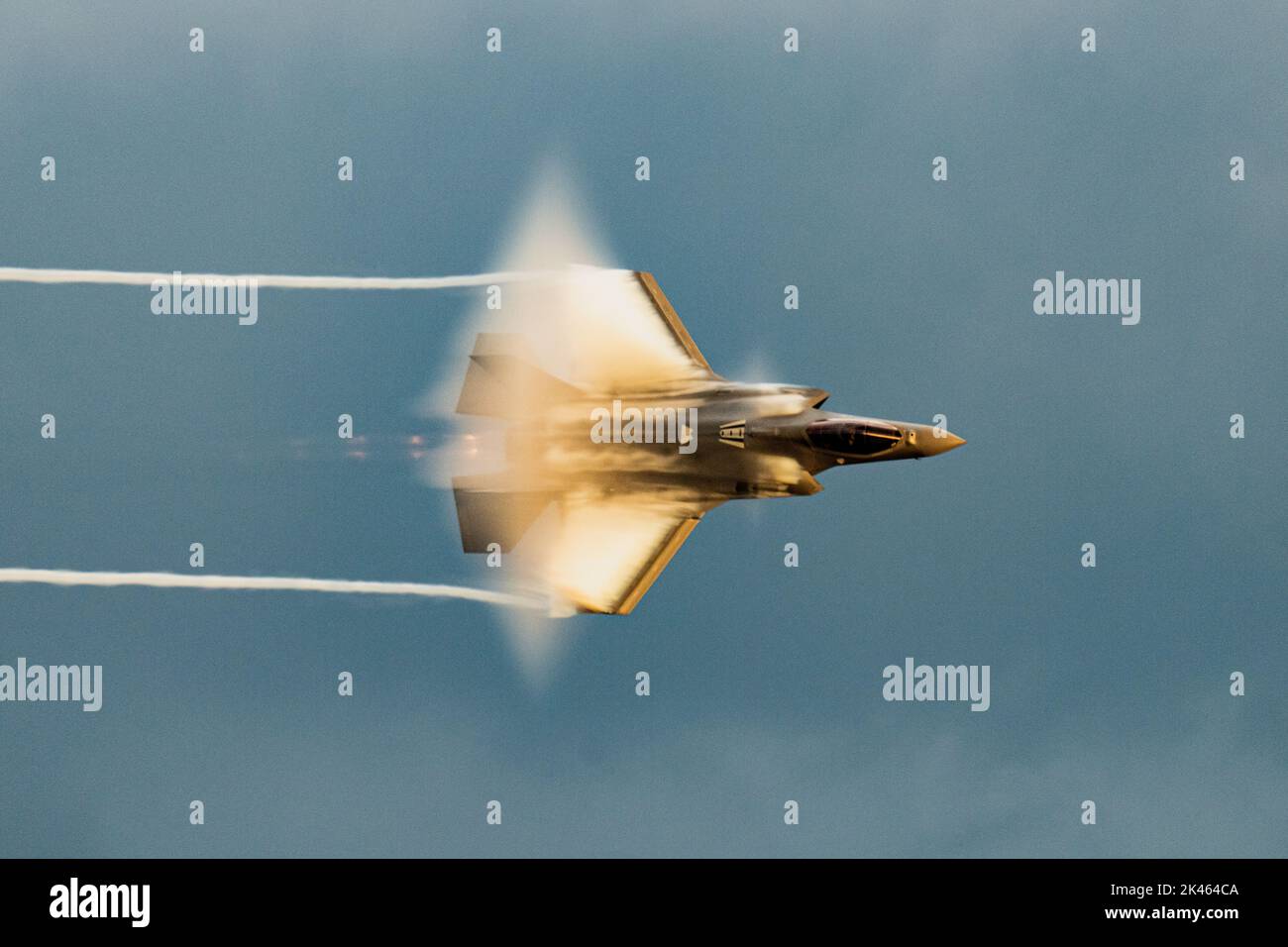 Usaf f 35a transonic hi-res stock photography and images - Alamy