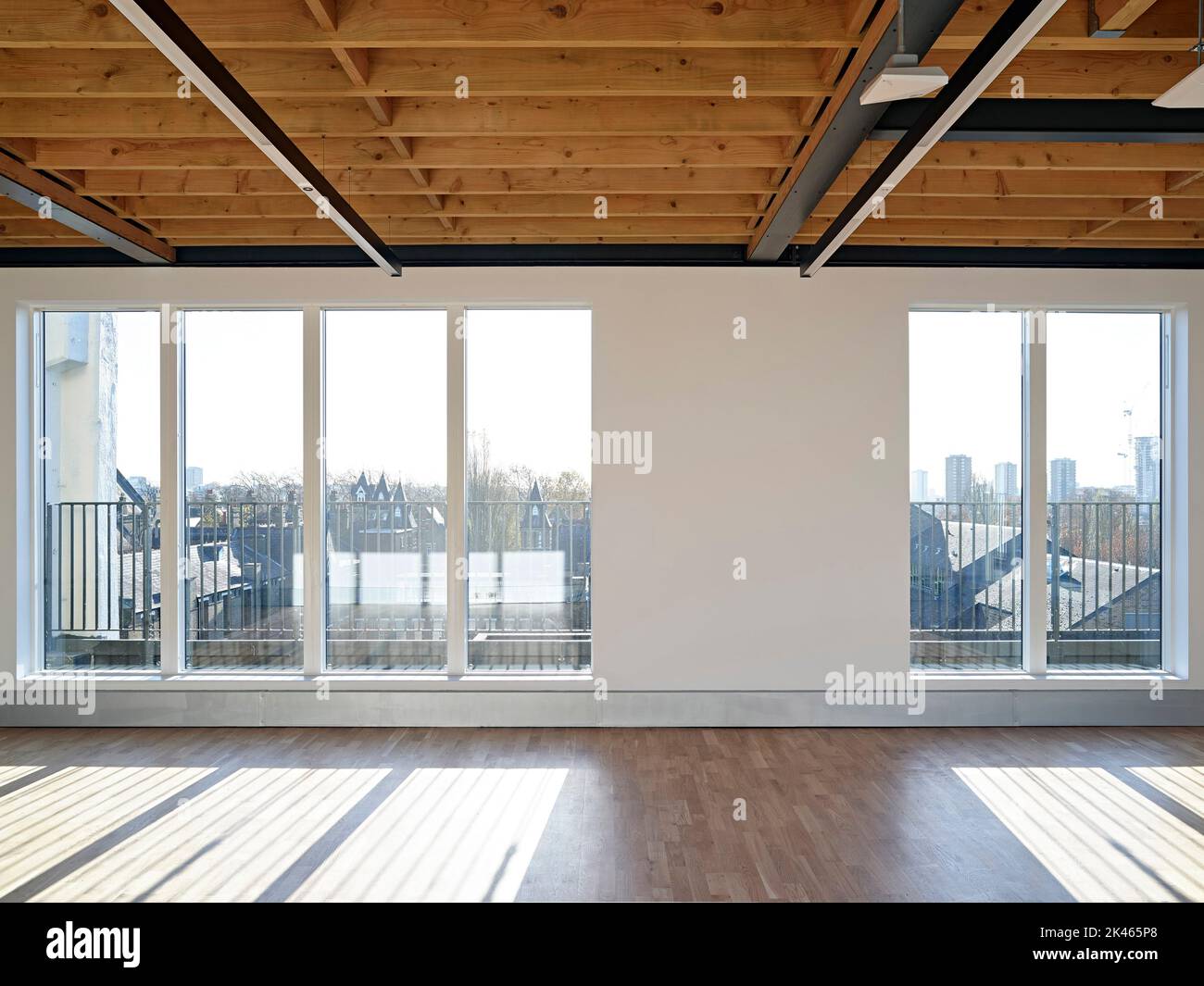 Workspace units hi-res stock photography and images - Alamy