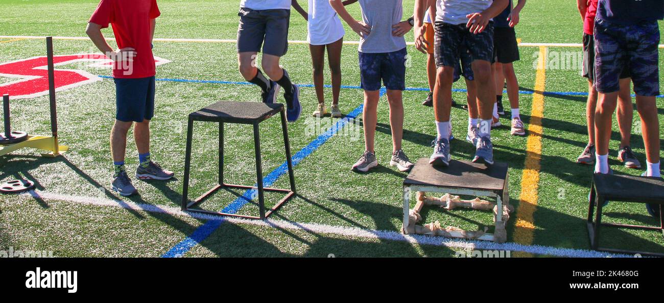 School running team hi-res stock photography and images - Alamy