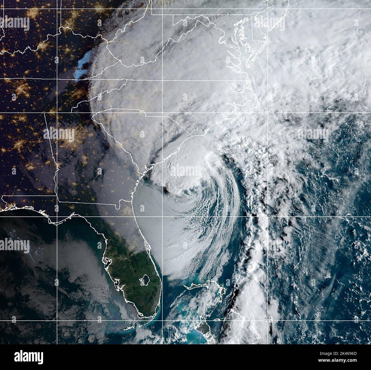 Image satellite de l'ouragan ian Banque de photographies et d’images à ...