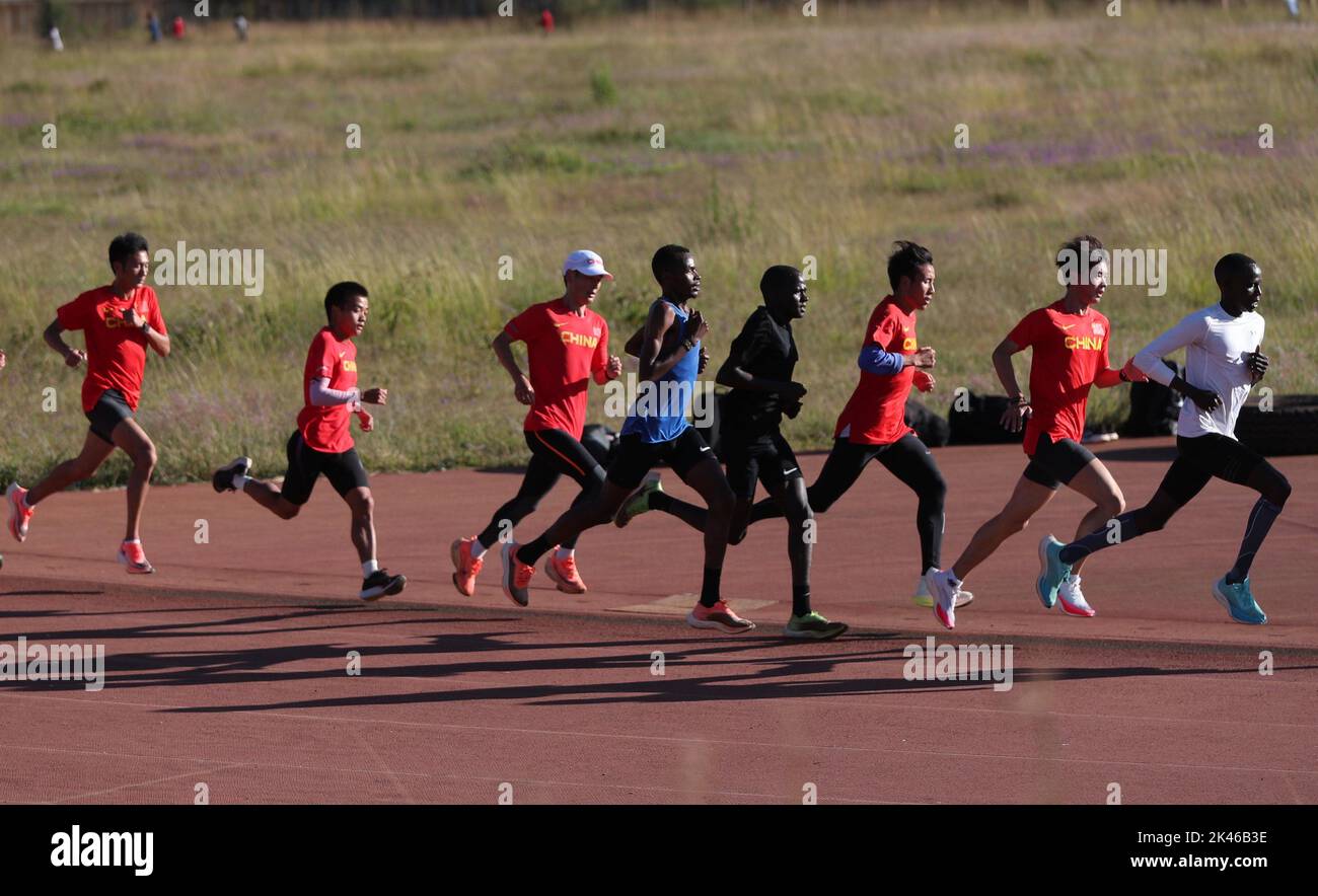 Kenyan team hi-res stock photography and images - Alamy