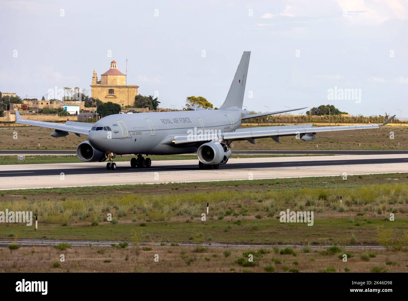Royal Air Force Airbus A330 Voyager KC3 (A330-243MRTT) (REG: ZZ332 ...