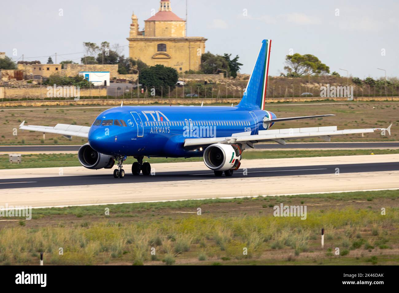 ITA Airways Airbus A320-216 (Reg.: EI-DTN), one of few ex-Alitalia A320 ...