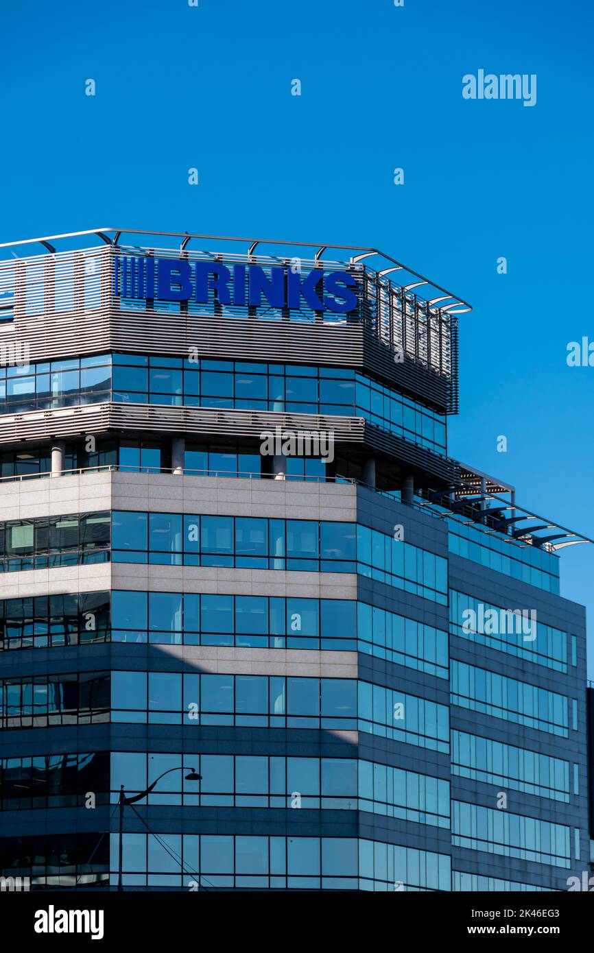 Brinks hi-res stock photography and images - Alamy