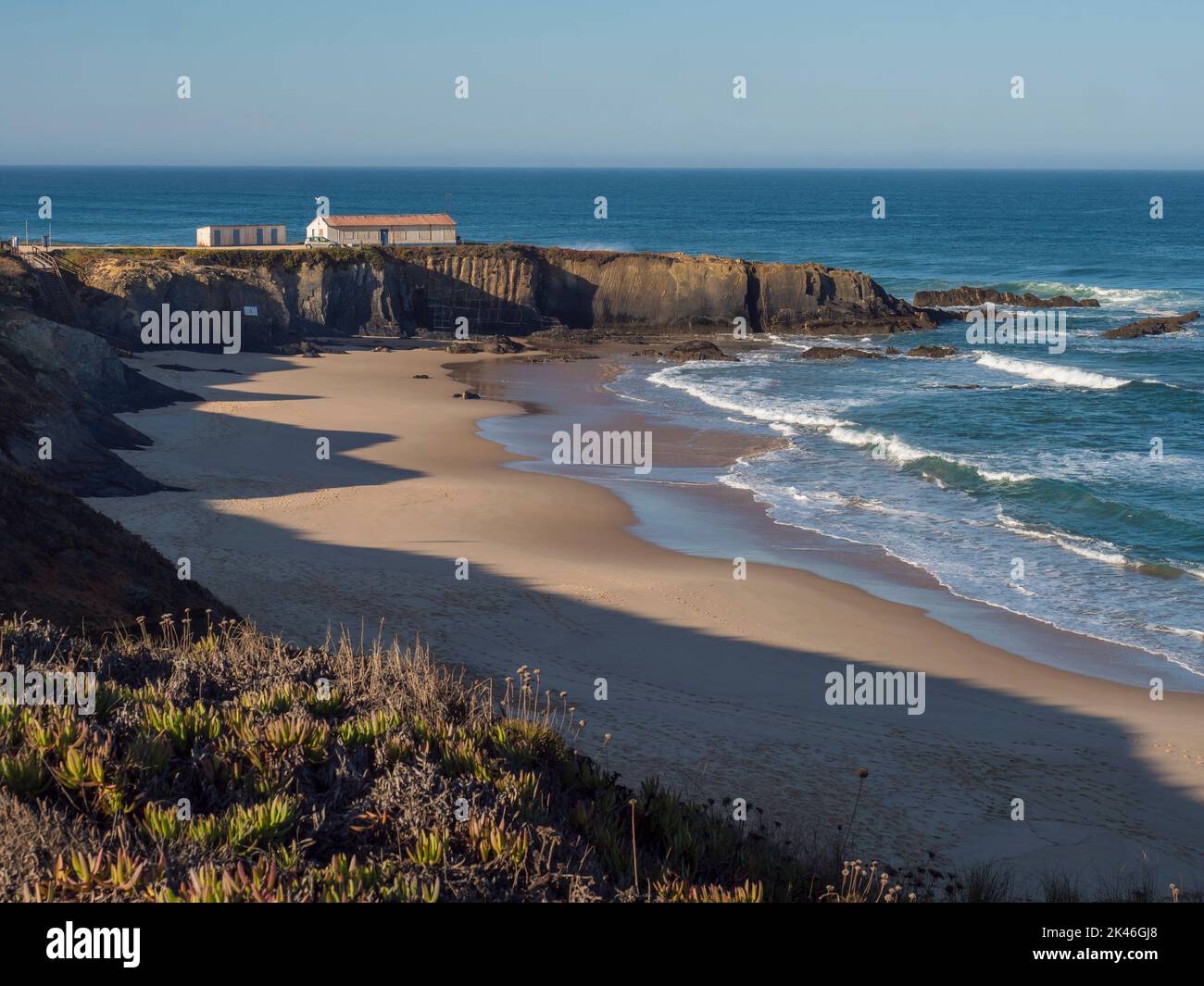 Praia grande de almograve hi-res stock photography and images - Alamy