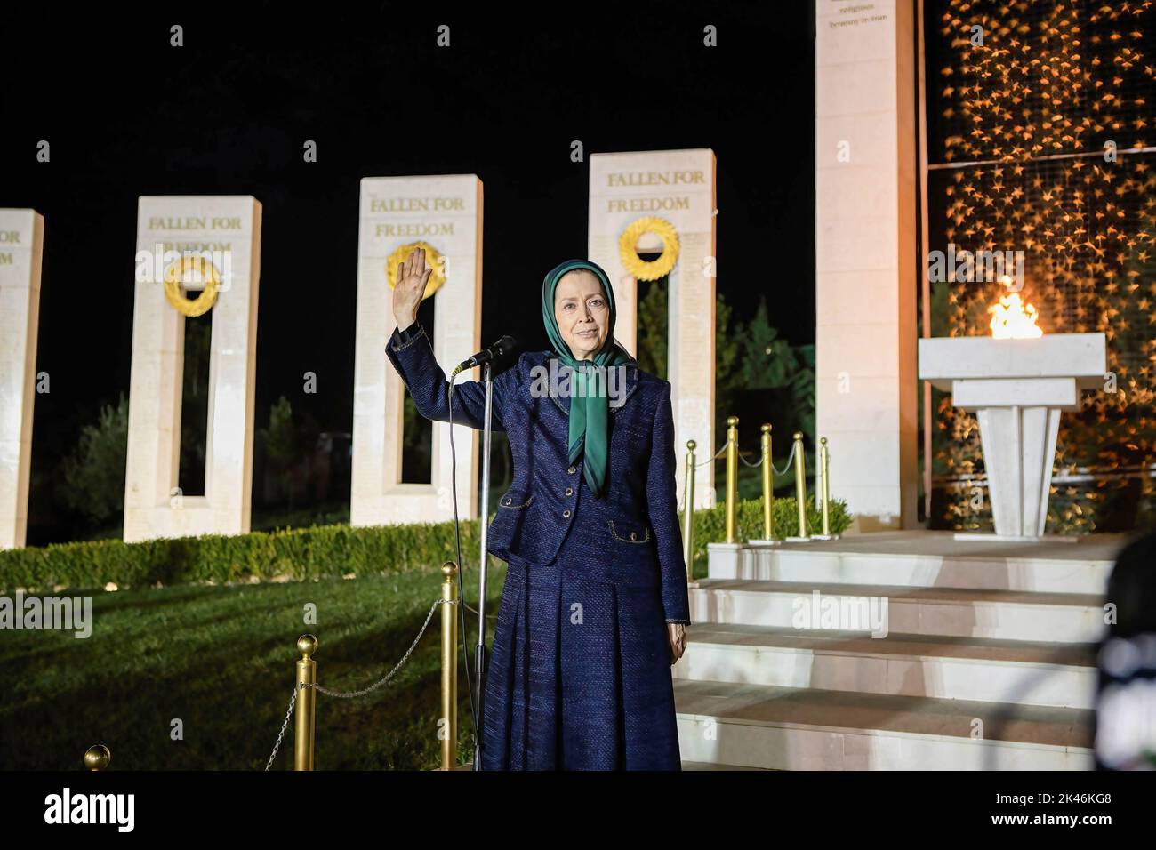 Maryam amini hi-res stock photography and images - Alamy