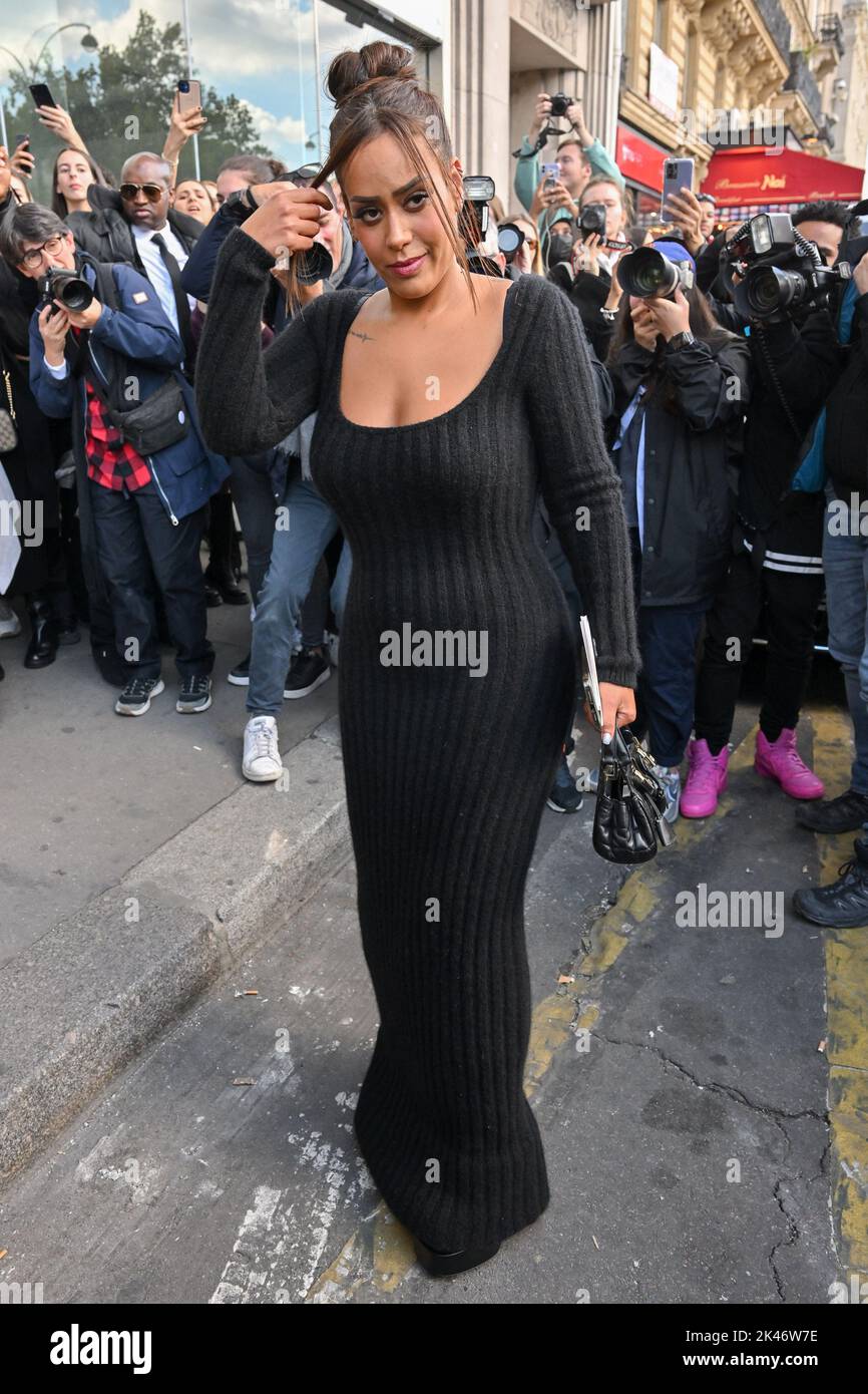 Paris, France. 30th Sep, 2022. Amel Bent attends the Giambattista Valli ...