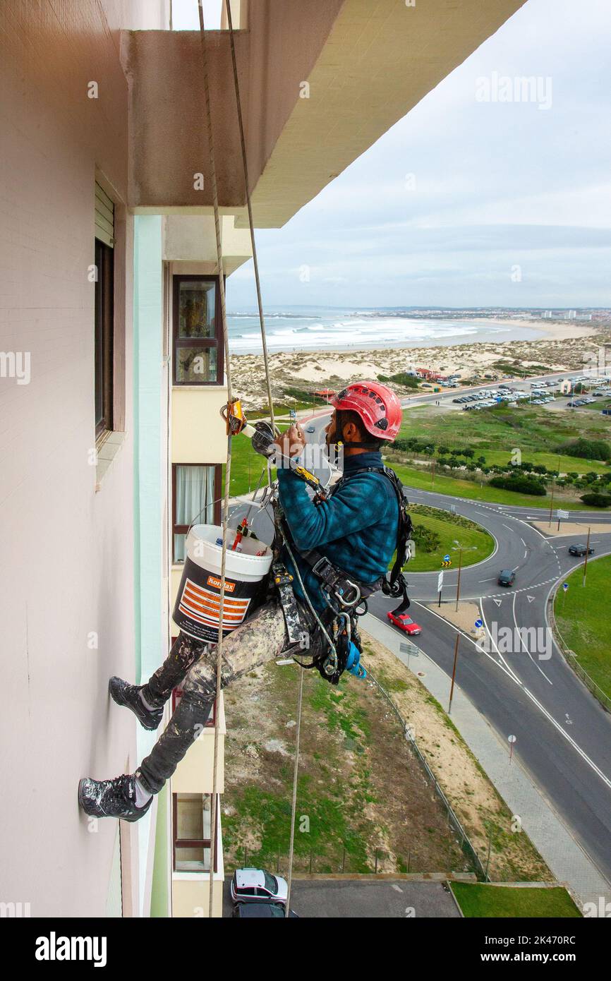 Fixed cable attachment hi-res stock photography and images - Alamy