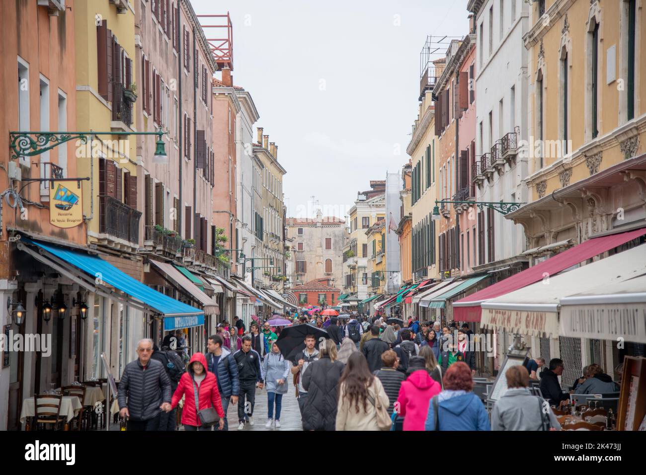 Venice families hi-res stock photography and images - Alamy