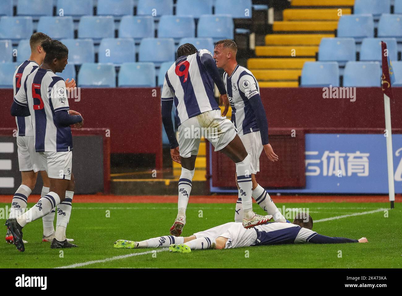 Birmingham, UK. 30th Sep, 2022. Zac Ashworth #26 of West Bromwich ...